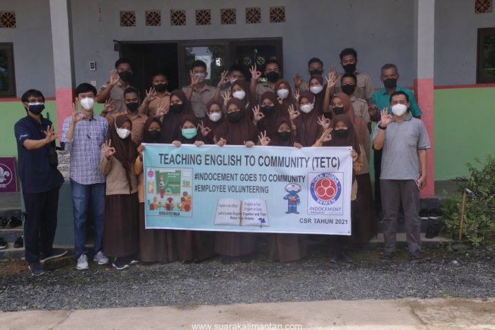 Melalui Program Corporate H Social Responsibility (CSR) PT. Indocement ...